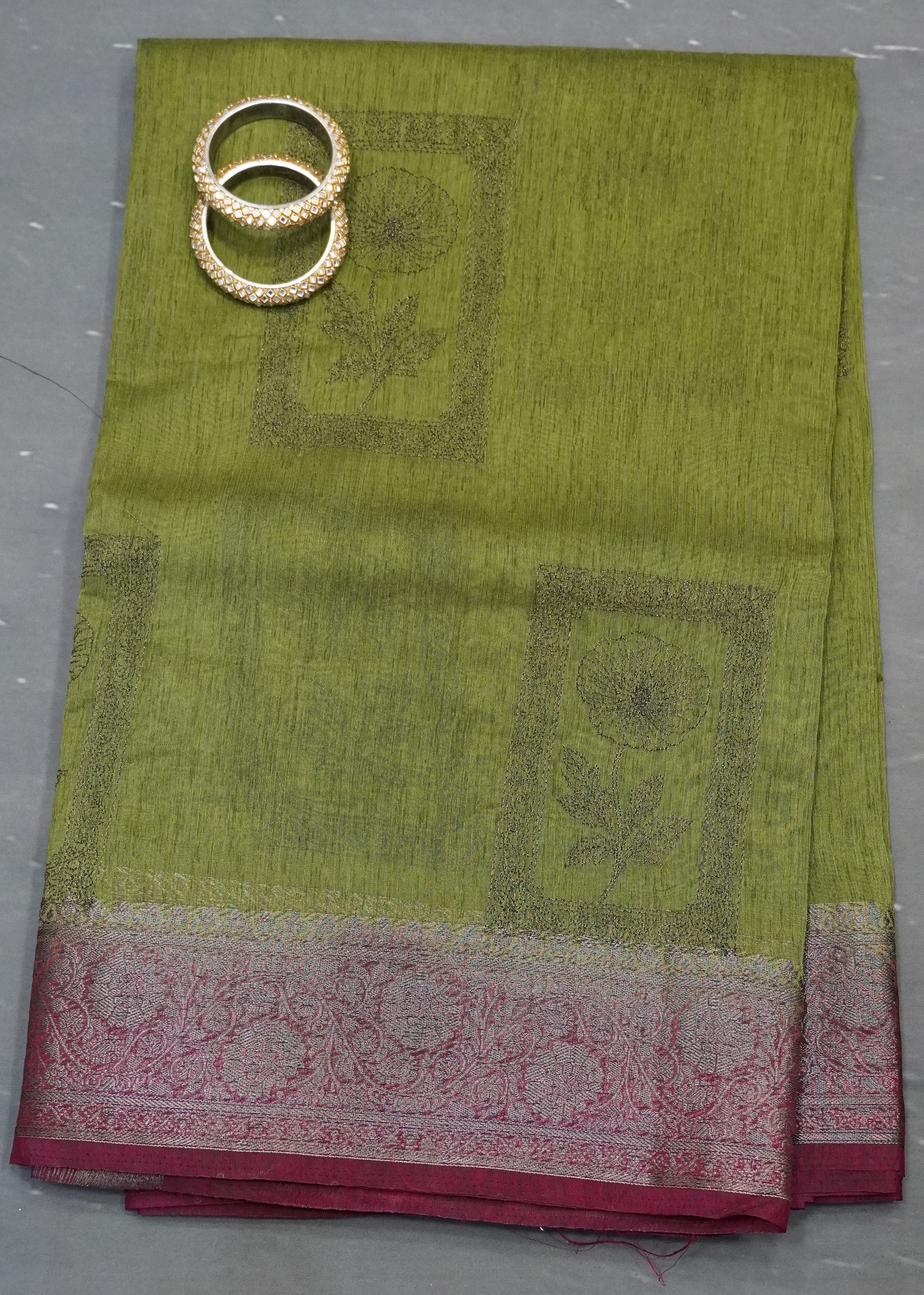 Bamboo Silk Saree-Sage Green Frame Flower Embryoid – Charvi Boutique